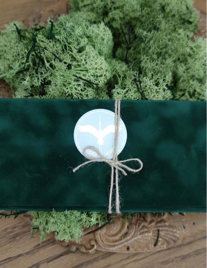 Vokelis aksominis žalias su angelu - 10080 - Gervės skrydis